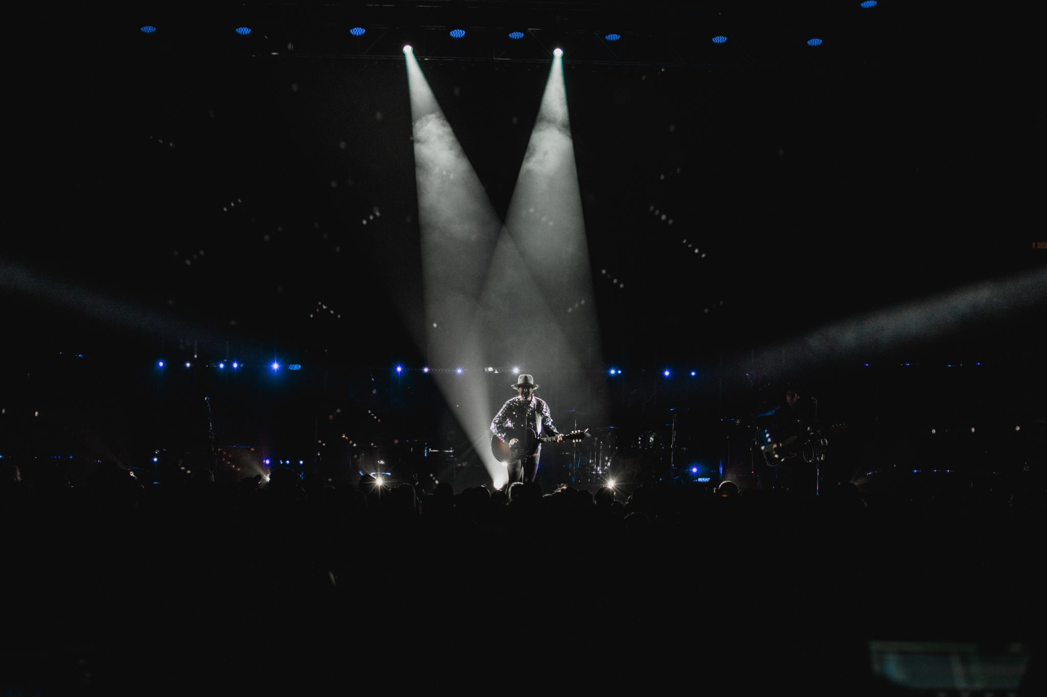 Cinematic Lighting for Filmmaking - Create Powerful Lighting Looks