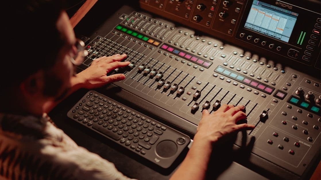 5 Simple Video Making Tips for Beginners | Video Basics